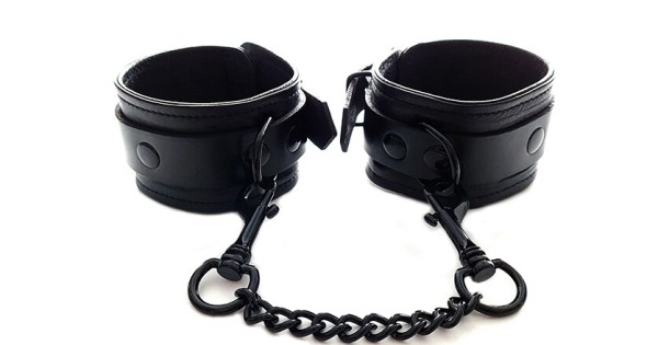 Rouge Garments Plain Black Ankles Cuffs